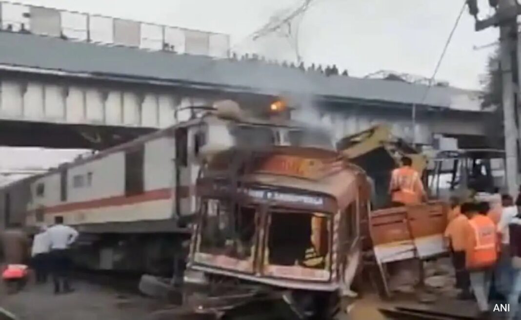 Truck Crashes Into Mumbai-Amravati Train: A Miraculous Escape for All ...